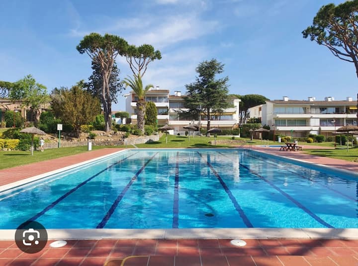Vista Al Mar, Piscina Y Tenis En Calella Park - Palafrugell