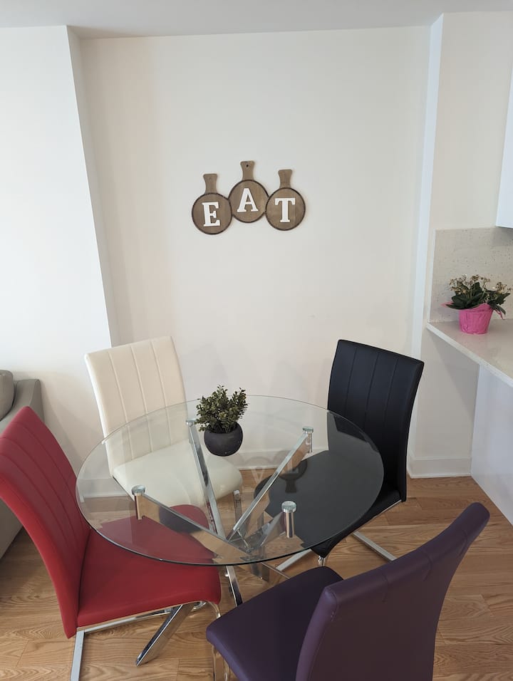 Lovely & Modern Condo In Downtown Ottawa - Ottawa