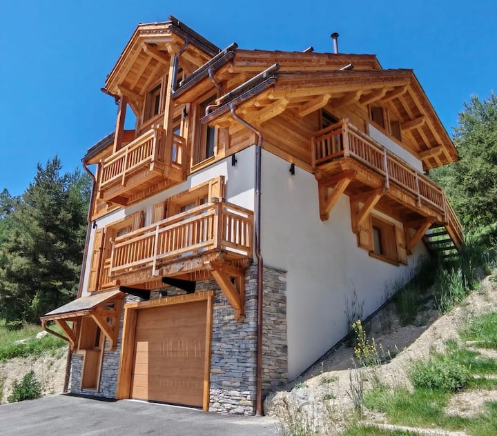 Chalet Moderne Avec Vue Pour 6 Adultes à Ceillac - Ceillac