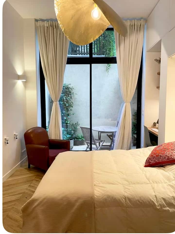 Rare Montmartre Gem With Private Terrace - Montmartre
