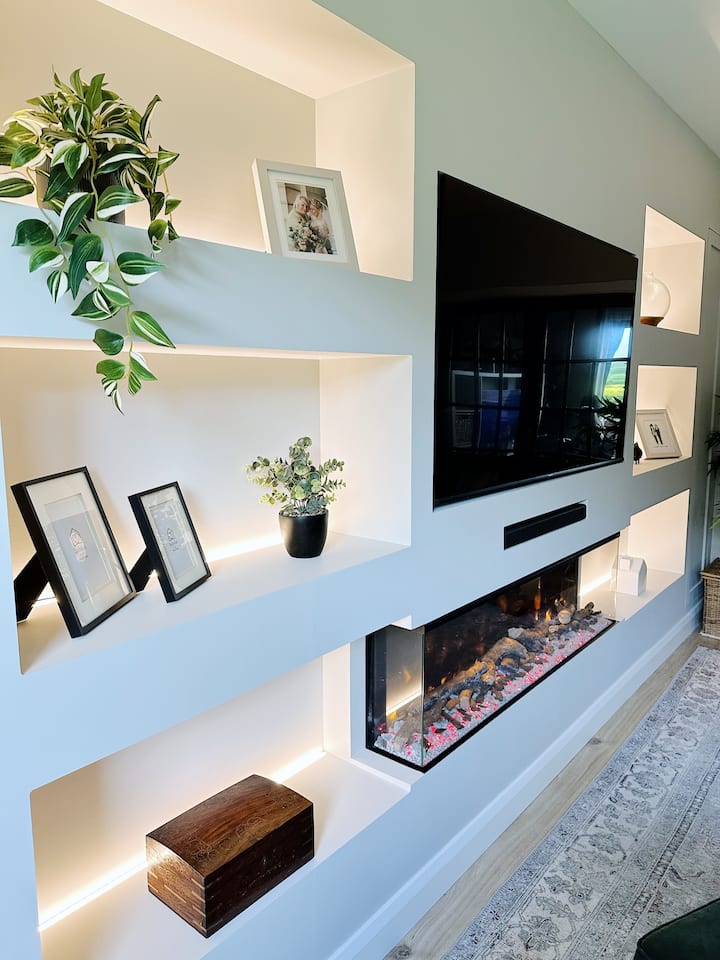 *New* Modern Family Home In Belfast - Belfast