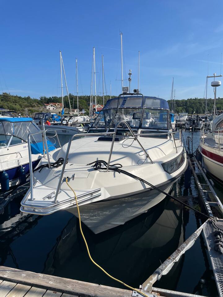 Bryggsegla I Skön Miljö Me Sally - Uddevalla