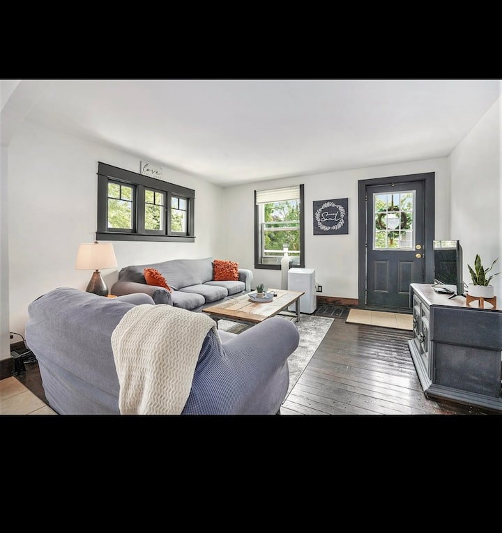 Grand Rapids Getaway-apartment 2 - Grand Rapids, MI