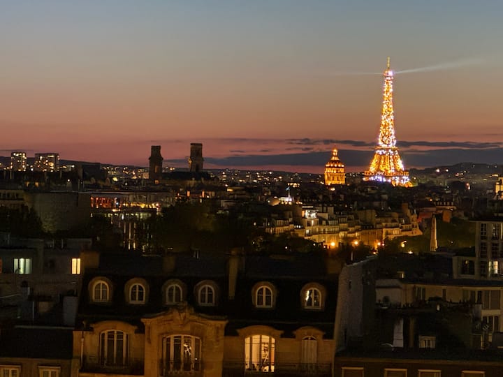 Roof Top With Eiffel T. View In The Heart Of Paris - Porte de Montreuil