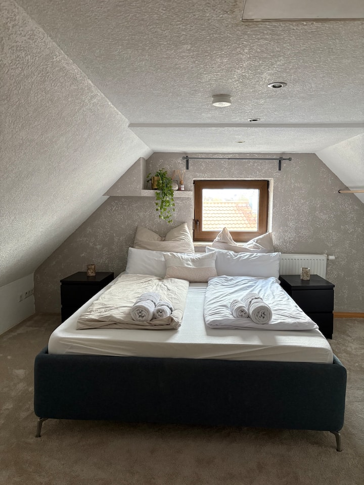 Small House Park Free At Street - Ditzingen