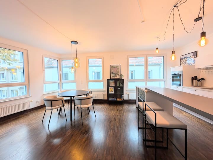 Stylish 2br Apt – Quiet & Central In Würzburg - Würzburg