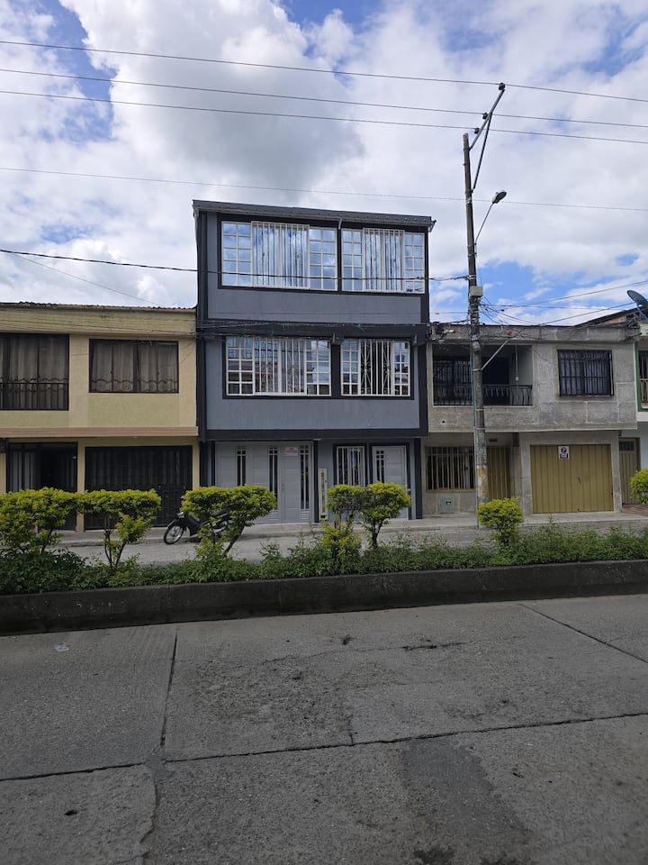 Apartamento Independiente En Montenegro Quindío - Montenegro