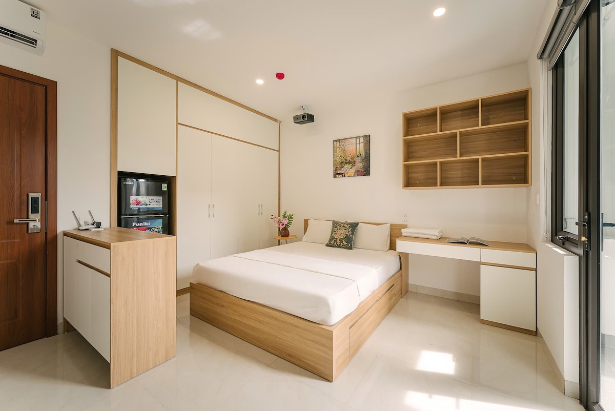 Cozy Rail Studio – Free Laundry | hanoi vietnam - Flats for Rent in Ba ...