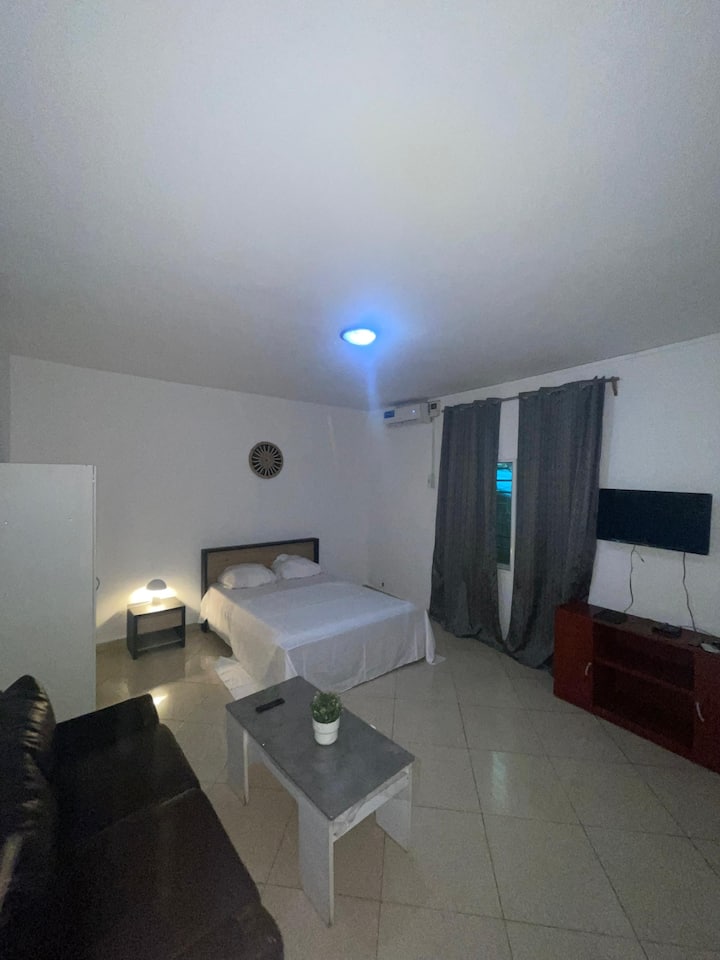 Chambre éQuipée Avec Sdb, Cuisine & Bungalow - Moroni