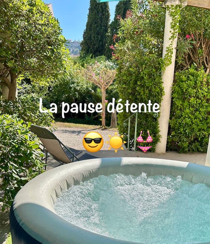 Oasis De Verdure En Centre-ville - Jacuzzi Privé - Mandelieu-La Napoule