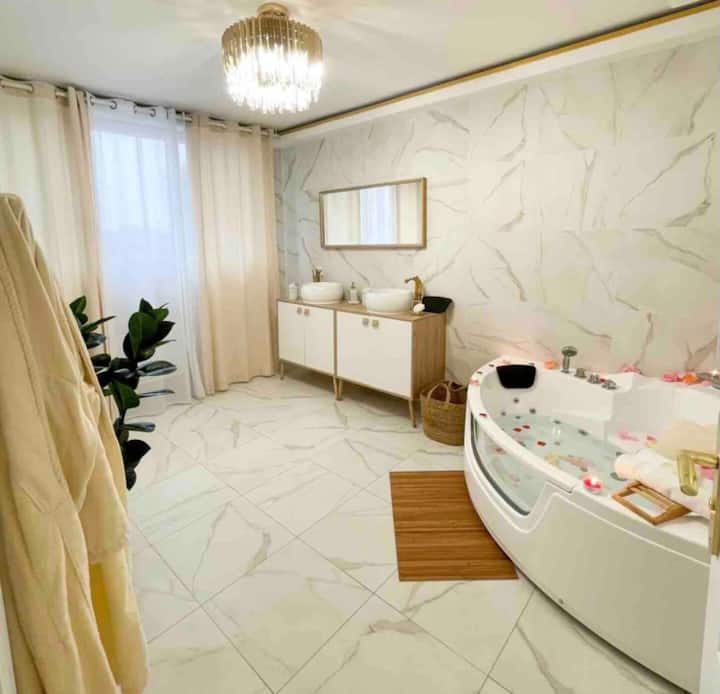 Appartement Jacuzzi Et Sauna - Calais