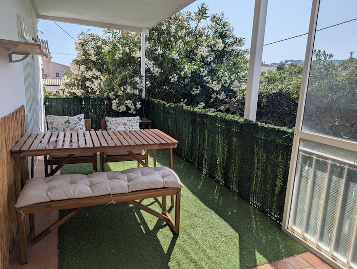 Calm Apartment With Balcony - Casteldefels