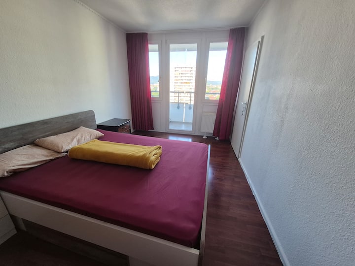 Zimmer Mit Einmaligem Ausblick - Gundelfingen