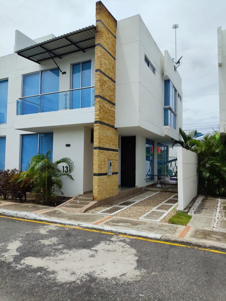 Casa Vacacional A Excelente Precio - Girardot