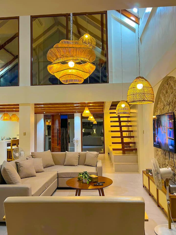 Private Bali Villa W/ Pool & Billiards In Rizal - Pililla