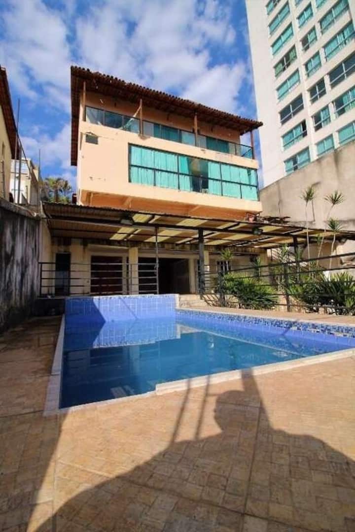 Casa Com Piscina Bem Localizada - Belo Horizonte