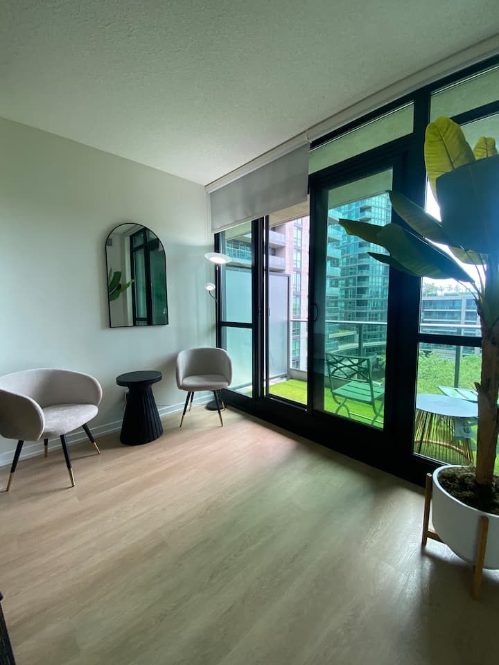 Stylish Condo In The Heart Of Downtown Toronto - Toronto