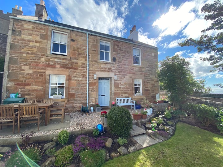 Harbour House, Crail, Near St Andrews - Pittenweem
