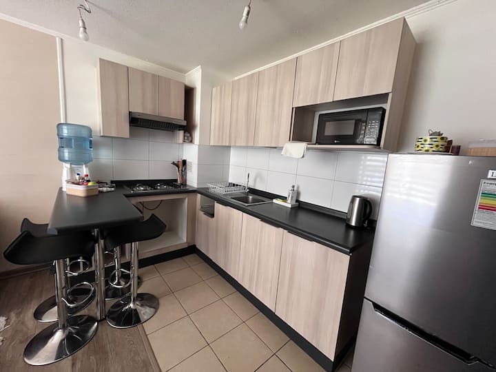 Depto Moderno Con Wifi,estacionamiento En Coronel - Coronel