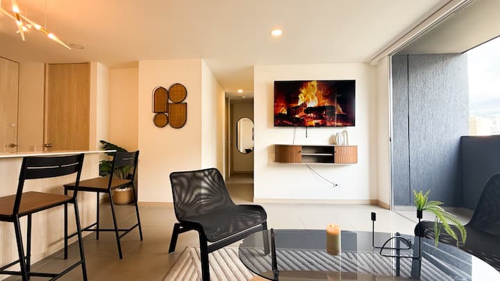 Nice Apt+pool+gym+ac+parking+tv+jacuzzi+@poblado - Medellín