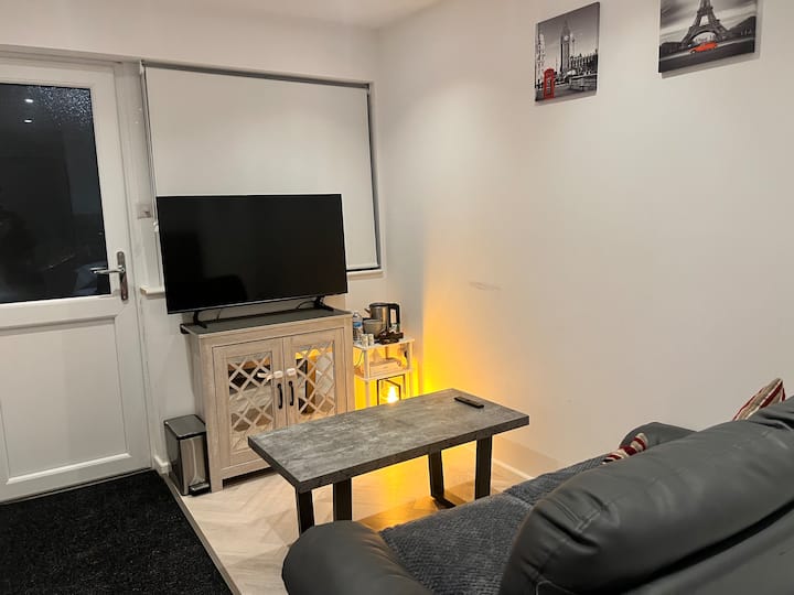 Private Studio | En-suite | Self Check-in - Southampton