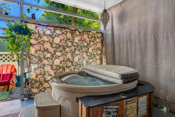 Nashvegas Getaway/no Cleaning Fee - Nashville, TN