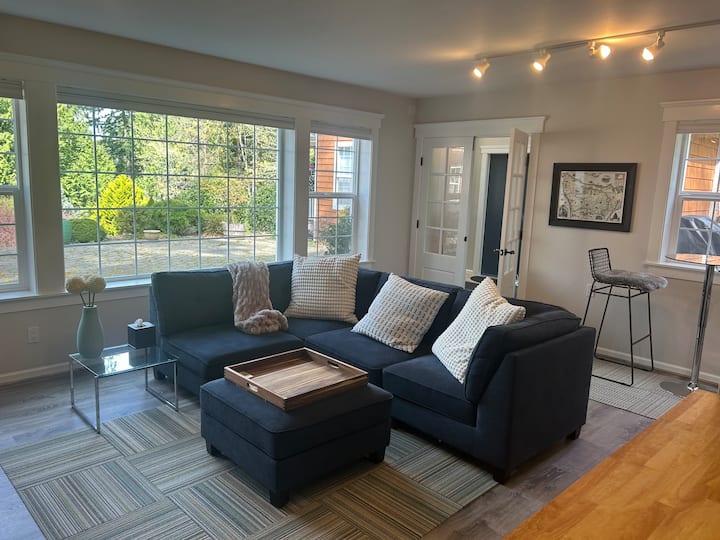 Pointe Red - - Bainbridge Island, WA