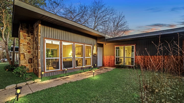 *The Urban Treehaus* - Dallas, TX