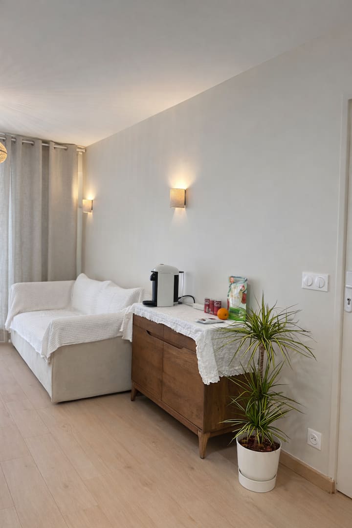 Modern Flat * Eiffel Tower * Balcony   * Parking - Paris