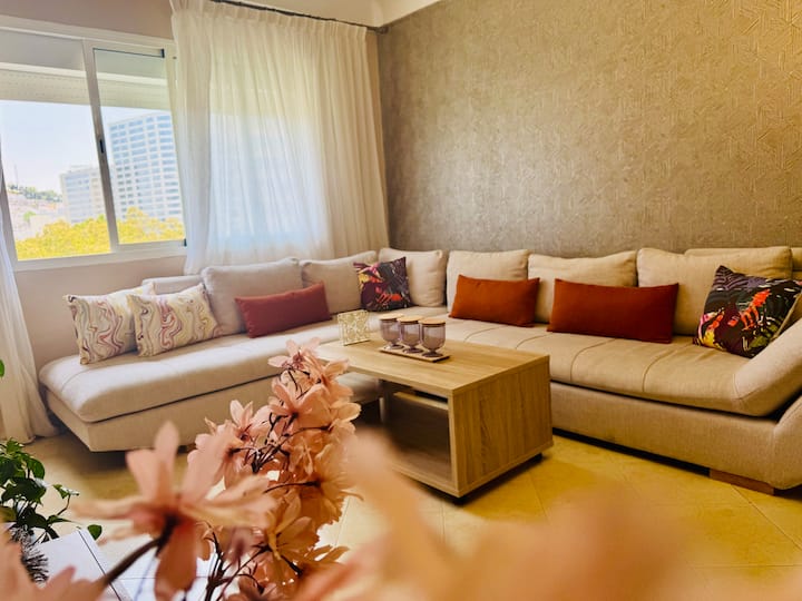 Luxe & Calme – Studios éLégants à 2 Min Du Tgv - Tanger