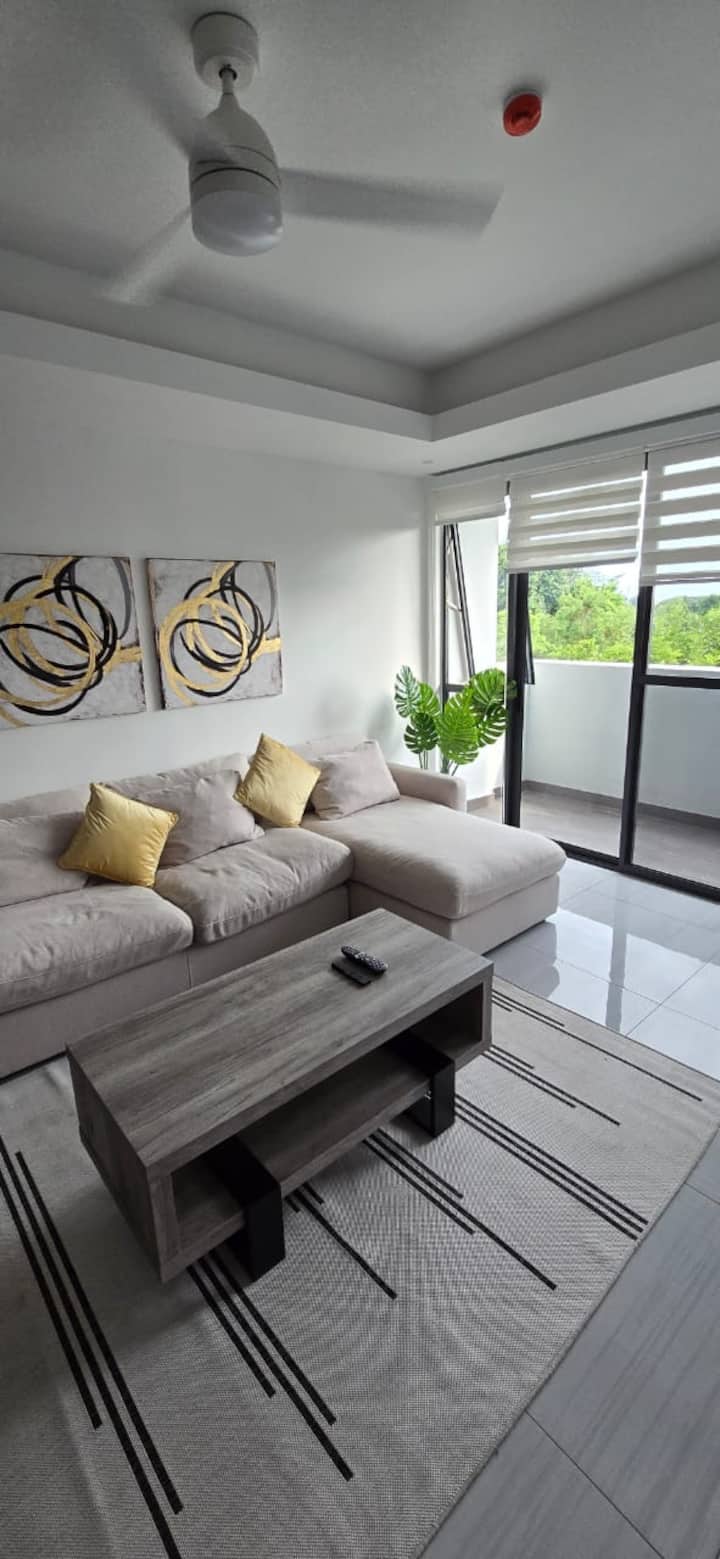 Luxe Haven - Kingston