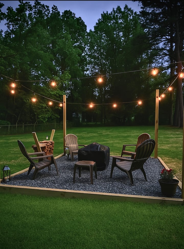 The Country House - Lake Anna, VA