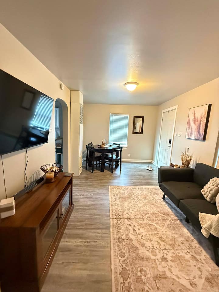 Second Avenue Cottage - Twin Falls, ID