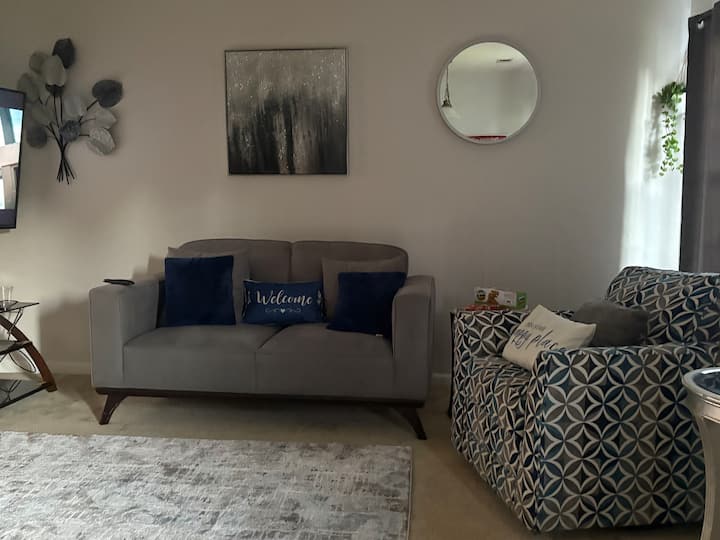 The Cozy Cove - Riverdale, GA