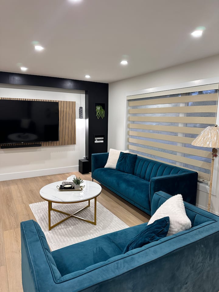 Modern Luxe 5bdr Home Stampede/downtown/long Stay - Calgary