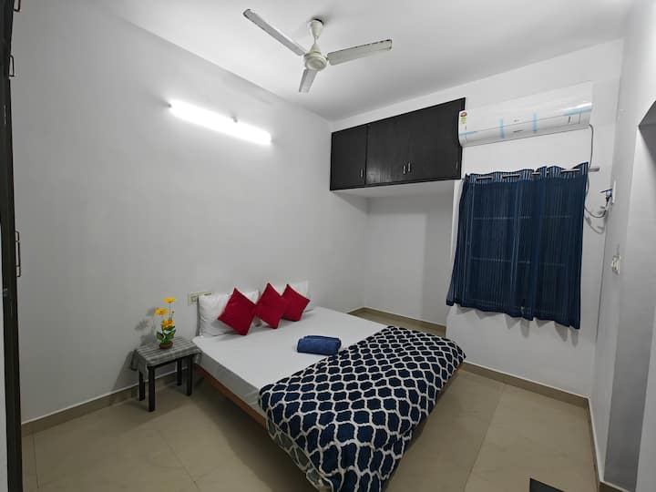 Luv- A Private Flat In White Town, Near Rock Beach - Puducherry