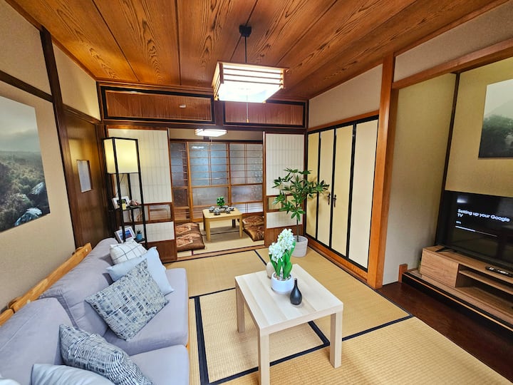 Traditional Tatami Retreat Near Old Town Takayama. - Takayama