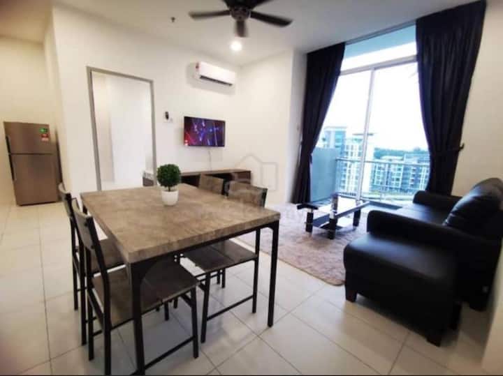 Cozy & Convenient Apartment - Kuching