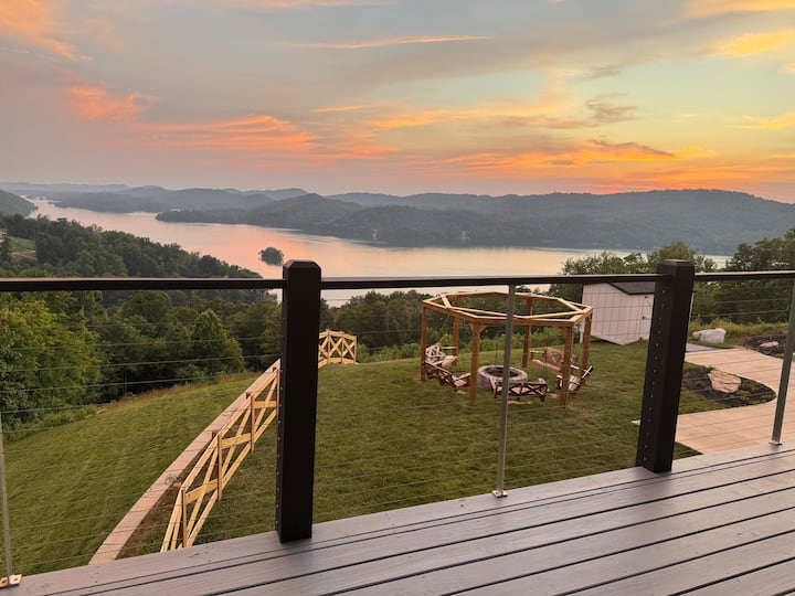 Luxury Mountain & Lakeside Retreat With Hot Tub - Norris Lake, TN