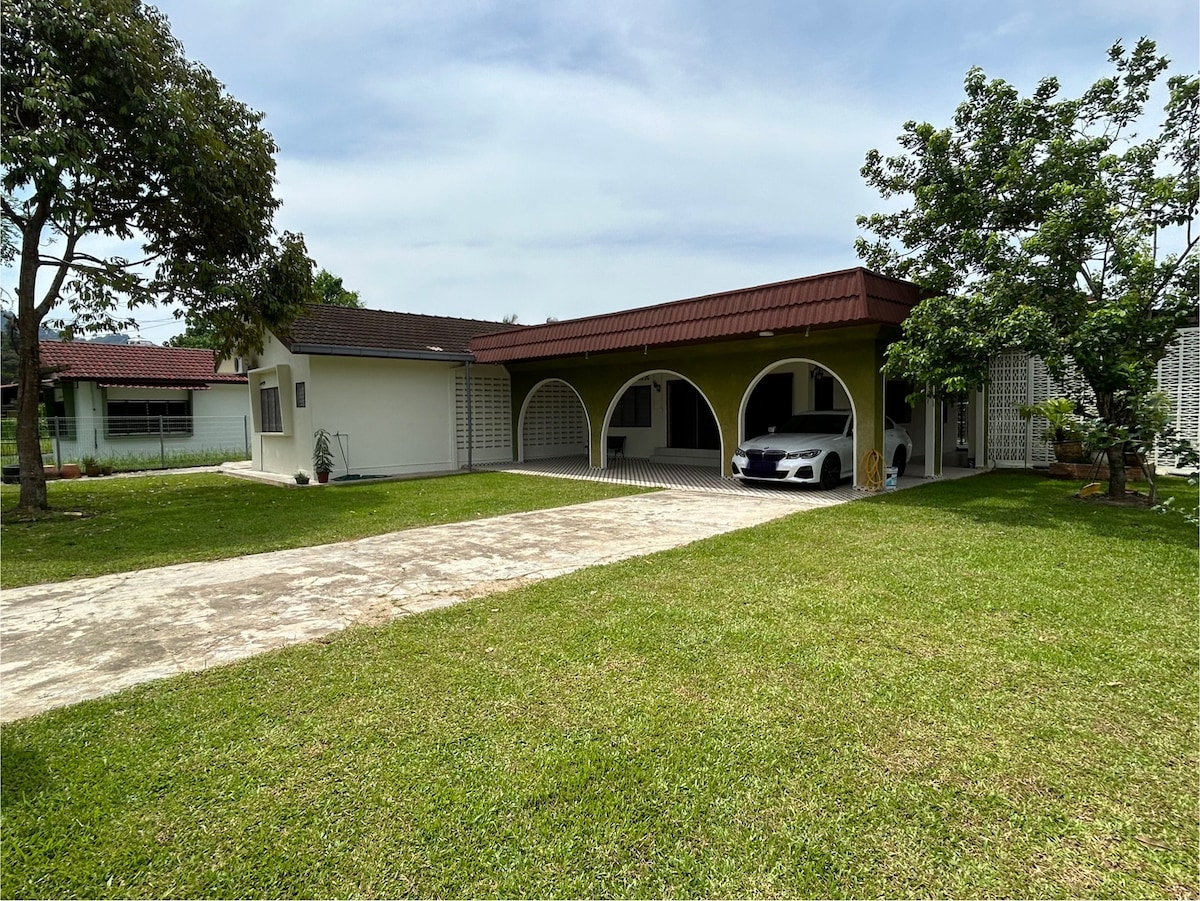 Alojamiento familiar en Sungai Marong, Bentong - Casas en renta en ...