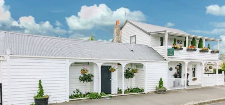 Margot’s Of Martinborough - Martinborough