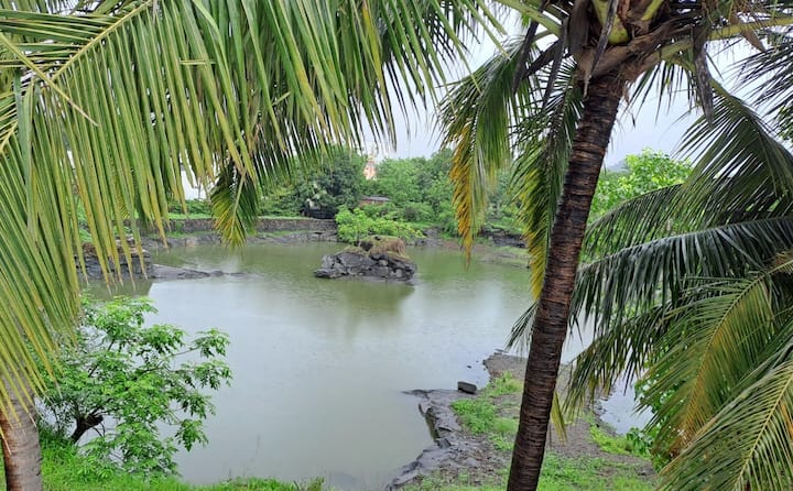 Lake View Villa - Palghar
