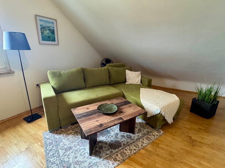 Gemütliche Dachgeschosswohnung In Wallerfangen - Saarlouis