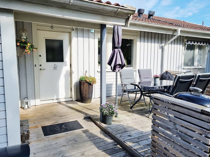 Trivsamt Radhus I Lerum - Göteborg Landvetter Airport (GOT)