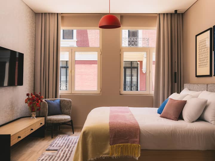 Saint J Hotel By Brassbell L Studio - Cairo