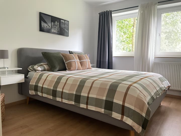 Ruhige 2-zi-whg Nahe Bamberg, Terrasse & Parkplatz - Bamberg