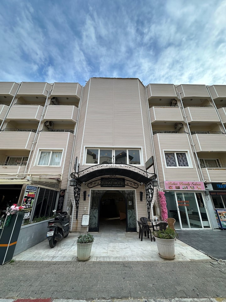 Zuhat Boutique Hotel - 3 Kişilik - Marmaris