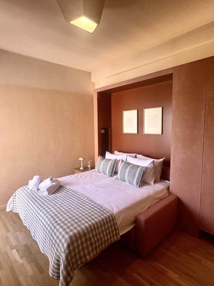 Kolonaki One-bedroom Flat - Athens