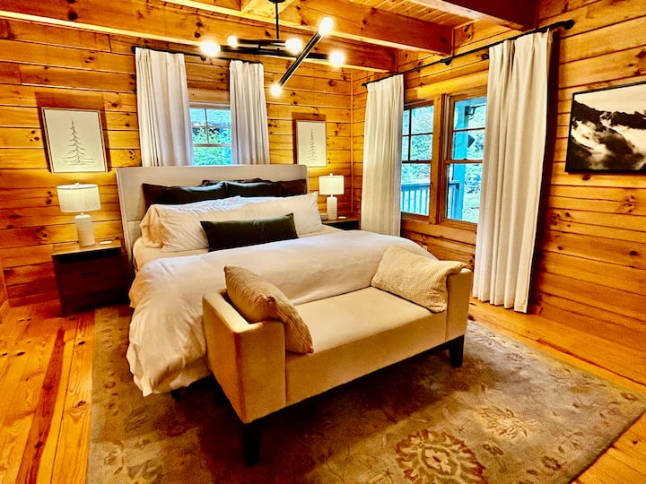Modern Mountain Home - Trillium Club Access - Cashiers, NC