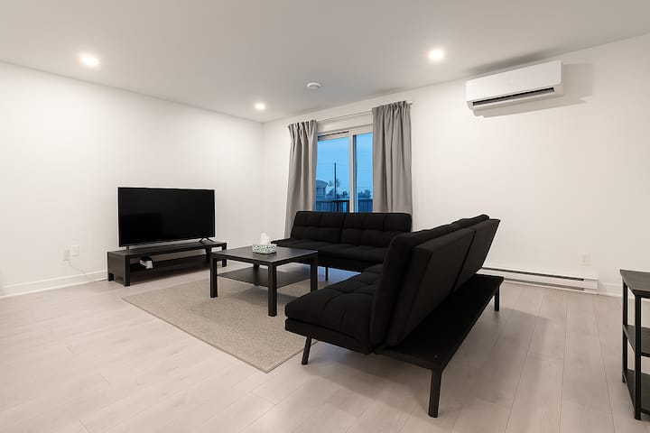 Roomy 3br | Comfort, Space & Great Location - Longueuil